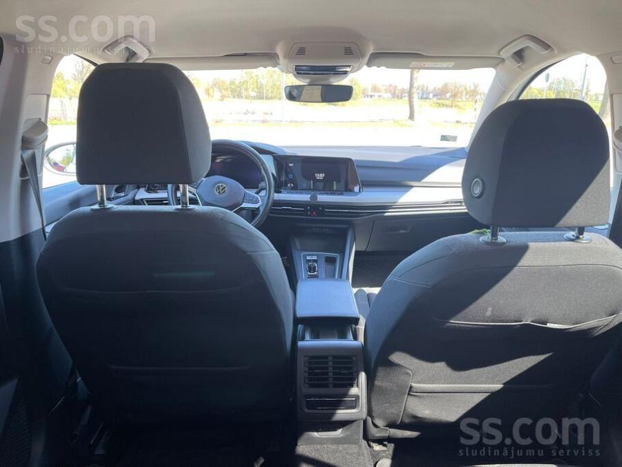 Белый Фольксваген Golf 8 2022 в Рига, объемом двигателя 1.50 л и пробегом 215 тыс. км за 15000 €, фото 6 на AUTOMOTO.COM.LV
