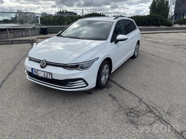 White Volkswagen Golf VIII 2022 in Riga, with an engine capacity of 1.50 L and mileage of 124 thousand km for 15990 €, photo 9 on AUTOMOTO.COM.LV