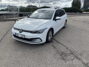 White Volkswagen Golf VIII 2022 in Riga, with an engine capacity of 1.50 L and mileage of 124 thousand km for 15990 €, photo 9 on AUTOMOTO.COM.LV