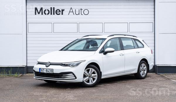Белый Фольксваген Golf 8 2024 в Рига, объемом двигателя 2.00 л и пробегом 31 тыс. км за 22550 €, фото 1 на AUTOMOTO.COM.LV