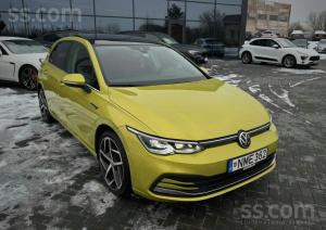 Yellow Volkswagen Golf VIII 2020 in Telschi, with an engine capacity of 2.00 L and mileage of 189 thousand km for 16999 €, photo  on AUTOMOTO.COM.LV