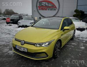 Желтый Фольксваген Golf 8 2020 в Тельшяй, объемом двигателя 2.00 л и пробегом 189 тыс. км за 16999 €, фото 3 на AUTOMOTO.COM.LV