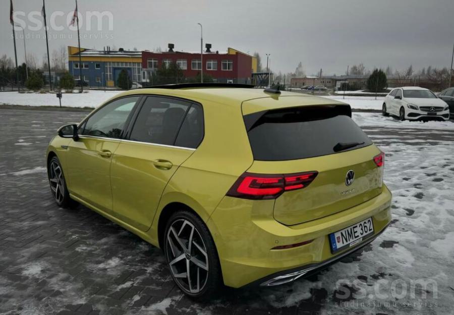 Желтый Фольксваген Golf 8 2020 в Тельшяй, объемом двигателя 2.00 л и пробегом 189 тыс. км за 16999 €, фото 4 на AUTOMOTO.COM.LV