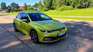 Yellow Volkswagen Golf VIII 2021 in Limbazi, with an engine capacity of 1.50 L and mileage of 94 thousand km for 18995 €, photo  on AUTOMOTO.COM.LV