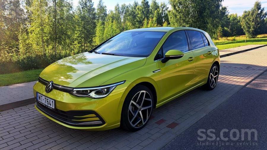 Желтый Фольксваген Golf 8 2021 в Лимбажи, объемом двигателя 1.50 л и пробегом 94 тыс. км за 18995 €, фото 3 на AUTOMOTO.COM.LV