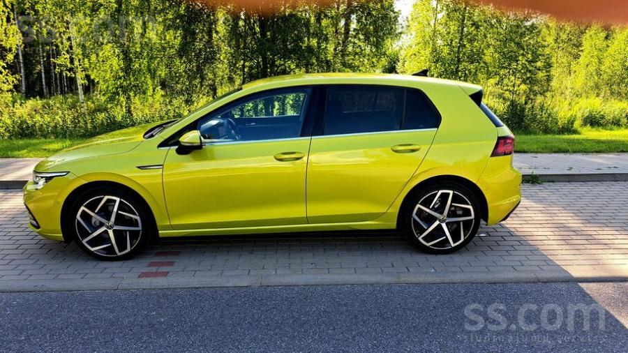 Желтый Фольксваген Golf 8 2021 в Лимбажи, объемом двигателя 1.50 л и пробегом 94 тыс. км за 18995 €, фото 7 на AUTOMOTO.COM.LV