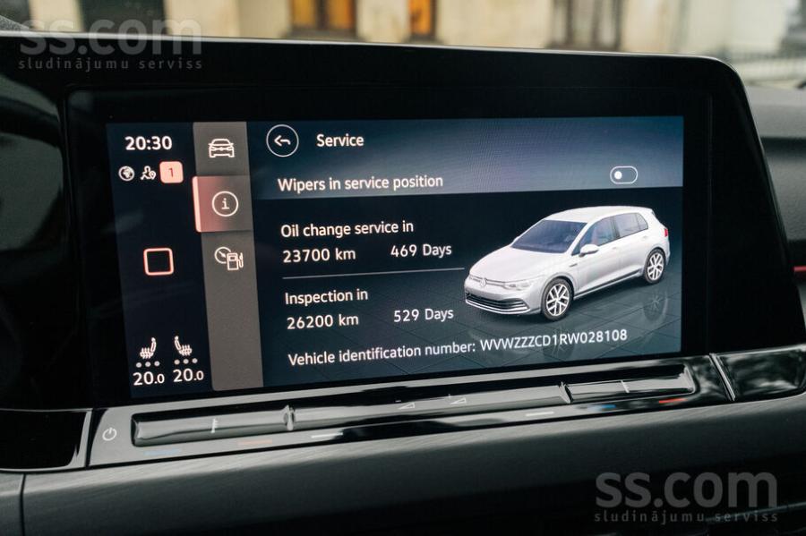 Желтый Фольксваген Golf 8 2024 в Рига, объемом двигателя 1.50 л и пробегом 24 тыс. км за 24300 €, фото 12 на AUTOMOTO.COM.LV