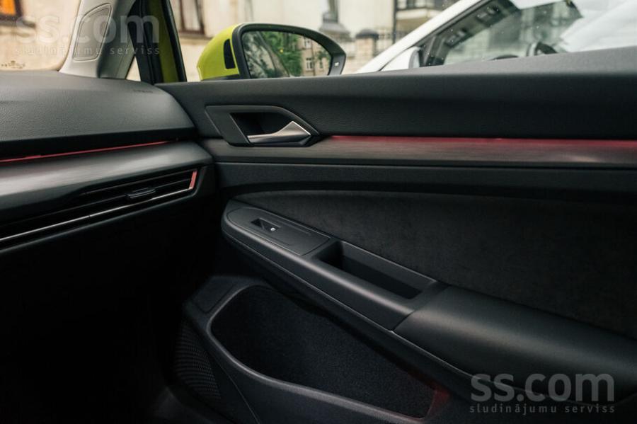 Желтый Фольксваген Golf 8 2024 в Рига, объемом двигателя 1.50 л и пробегом 24 тыс. км за 24300 €, фото 17 на AUTOMOTO.COM.LV