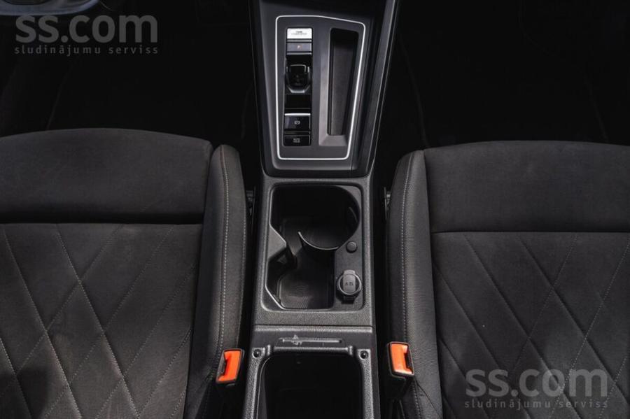 Dzeltens Volkswagen Golf VIII 2020 Ventspils, ar dzinēja tilpumu 1.50 L un nobraukumu 107 tūkst. km par 17700 €, foto 27 vietnē AUTOMOTO.COM.LV