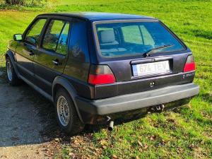 Violets Volkswagen Golf 1990 Veru, ar dzinēja tilpumu 1.80 L un nobraukumu 271 tūkst. km par 2300 €, foto 4 vietnē AUTOMOTO.COM.LV