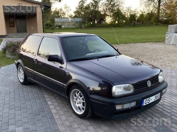 Violets Volkswagen Golf 1992 Madona, ar dzinēja tilpumu 1.80 L un nobraukumu 241 tūkst. km par 1450 €, foto 3 vietnē AUTOMOTO.COM.LV