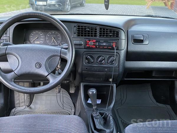 Violets Volkswagen Golf 1992 Madona, ar dzinēja tilpumu 1.80 L un nobraukumu 241 tūkst. km par 1450 €, foto 6 vietnē AUTOMOTO.COM.LV