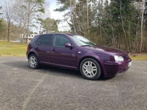 Violet Volkswagen Golf 2002 in Vilnius, with an engine capacity of 1.90 L and mileage of 319 thousand km for 1299 €, photo 3 on AUTOMOTO.COM.LV