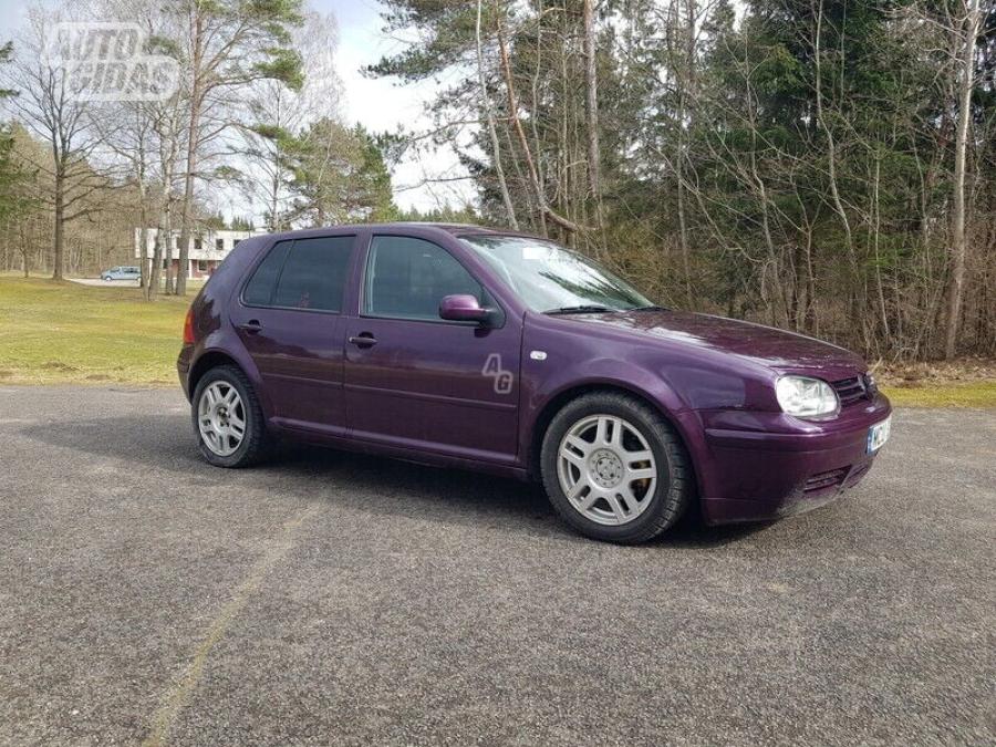 Violet Volkswagen Golf 2002 in Vilnius, with an engine capacity of 1.90 L and mileage of 319 thousand km for 1299 €, photo 3 on AUTOMOTO.COM.LV