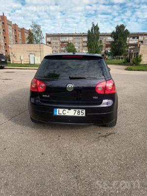 Violets Volkswagen Golf 2007 Daugavpils, ar dzinēja tilpumu 1.90 L un nobraukumu 297 tūkst. km par 2200 €, foto 5 vietnē AUTOMOTO.COM.LV