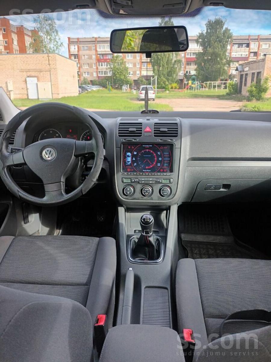 Violets Volkswagen Golf 2007 Daugavpils, ar dzinēja tilpumu 1.90 L un nobraukumu 297 tūkst. km par 2200 €, foto 8 vietnē AUTOMOTO.COM.LV