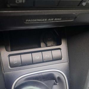 Violets Volkswagen Golf 2011 Marijampole, ar dzinēja tilpumu 1.97 L un nobraukumu 283 tūkst. km par 3500 €, foto 12 vietnē AUTOMOTO.COM.LV