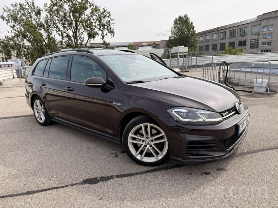 Violets Volkswagen Golf 2017 Rīga, ar dzinēja tilpumu 2.00 L un nobraukumu 278 tūkst. km par 8590 €, foto 1 vietnē AUTOMOTO.COM.LV