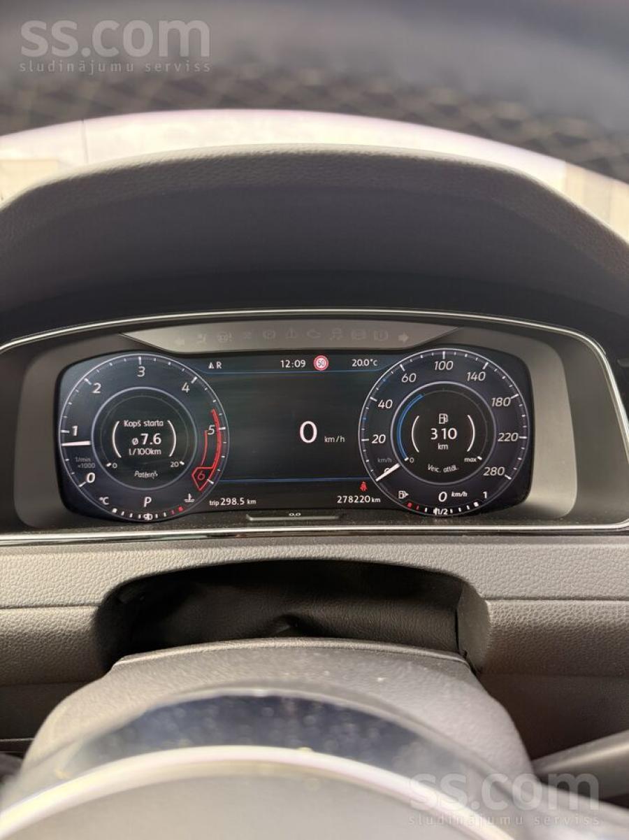 Violets Volkswagen Golf 2017 Rīga, ar dzinēja tilpumu 2.00 L un nobraukumu 278 tūkst. km par 8590 €, foto 10 vietnē AUTOMOTO.COM.LV