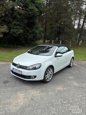 White Volkswagen Golf 2012 in Mazeikiai, with an engine capacity of 1.60 L and mileage of 362 thousand km for 4500 €, photo  on AUTOMOTO.COM.LV