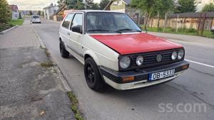 Balts Volkswagen Golf 1991 Tukums, ar dzinēja tilpumu 1.60 L un nobraukumu 285 tūkst. km par 1200 €, foto 4 vietnē AUTOMOTO.COM.LV