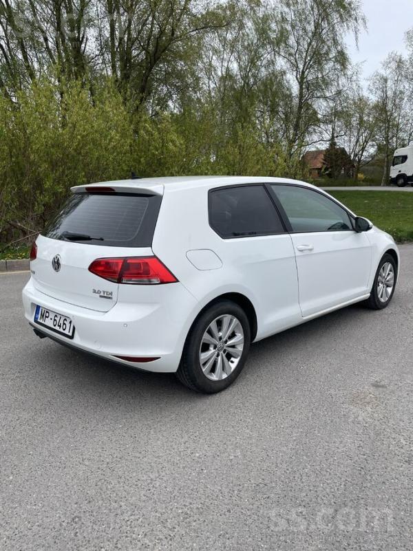 Balts Volkswagen Golf 2013 Rīga, ar dzinēja tilpumu 2.00 L un nobraukumu 250 tūkst. km par 6100 €, foto 4 vietnē AUTOMOTO.COM.LV
