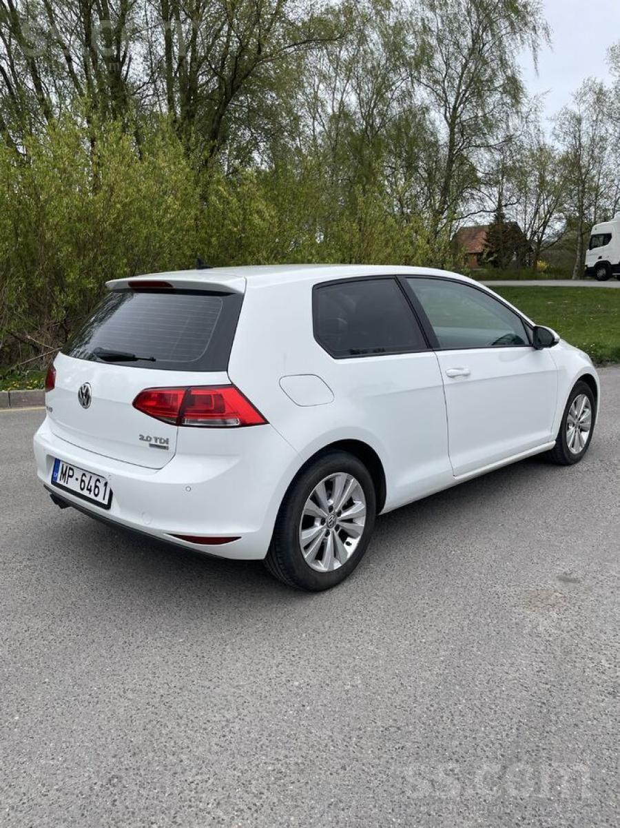 White Volkswagen Golf 2013 in Riga, with an engine capacity of 2.00 L and mileage of 250 thousand km for 6100 €, photo 5 on AUTOMOTO.COM.LV