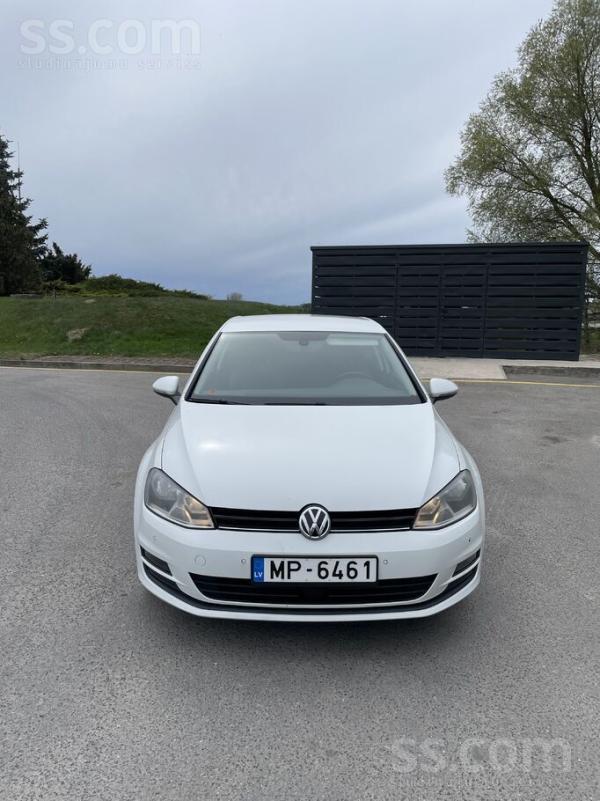 Balts Volkswagen Golf 2013 Rīga, ar dzinēja tilpumu 2.00 L un nobraukumu 250 tūkst. km par 6100 €, foto 6 vietnē AUTOMOTO.COM.LV