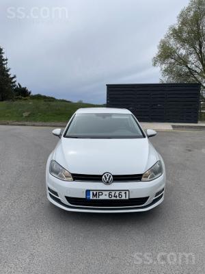 White Volkswagen Golf 2013 in Riga, with an engine capacity of 2.00 L and mileage of 250 thousand km for 6100 €, photo 7 on AUTOMOTO.COM.LV