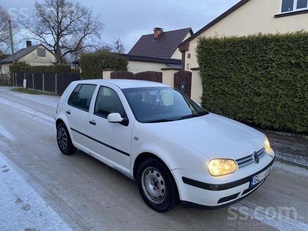 Balts Volkswagen Golf 1999 Jelgava, ar dzinēja tilpumu 1.90 L un nobraukumu 459 tūkst. km par 950 €, foto 4 vietnē AUTOMOTO.COM.LV