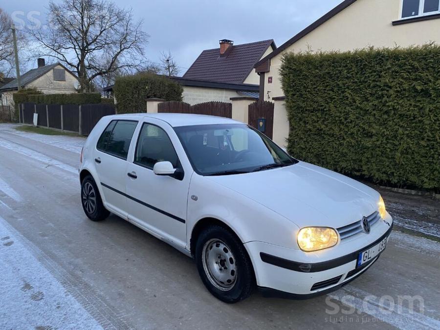 Balts Volkswagen Golf 1999 Jelgava, ar dzinēja tilpumu 1.90 L un nobraukumu 459 tūkst. km par 950 €, foto 4 vietnē AUTOMOTO.COM.LV