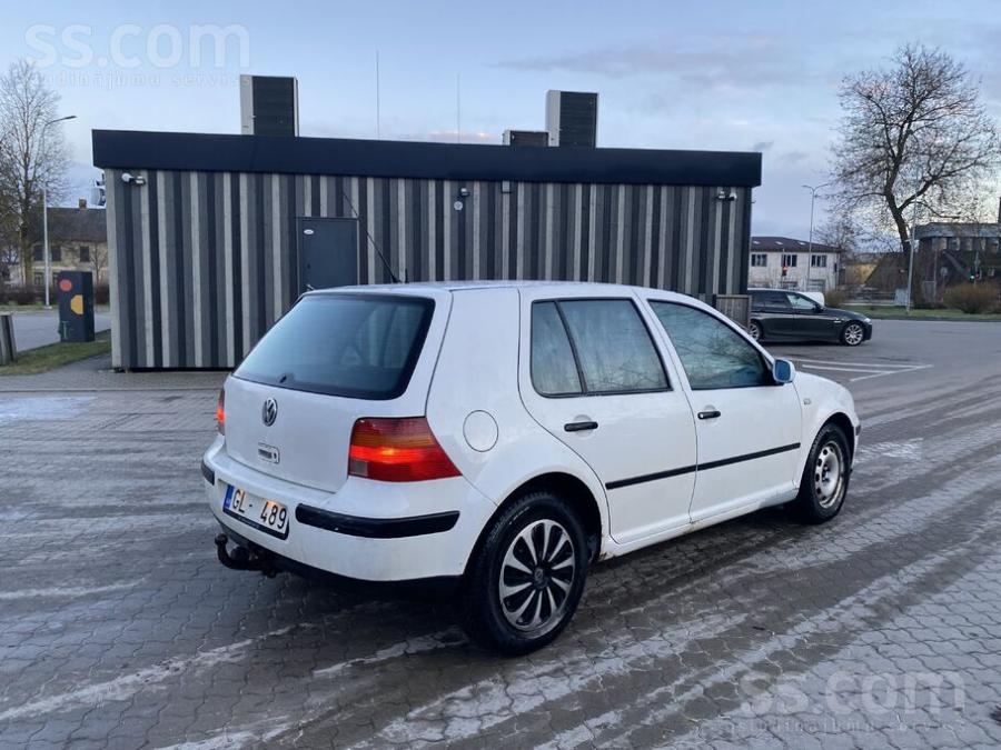 Balts Volkswagen Golf 1999 Jelgava, ar dzinēja tilpumu 1.90 L un nobraukumu 459 tūkst. km par 950 €, foto 8 vietnē AUTOMOTO.COM.LV
