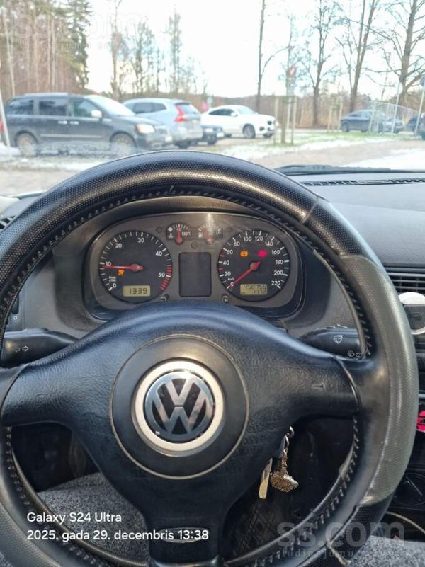 Balts Volkswagen Golf 1999 Jelgava, ar dzinēja tilpumu 1.90 L un nobraukumu 459 tūkst. km par 950 €, foto 9 vietnē AUTOMOTO.COM.LV