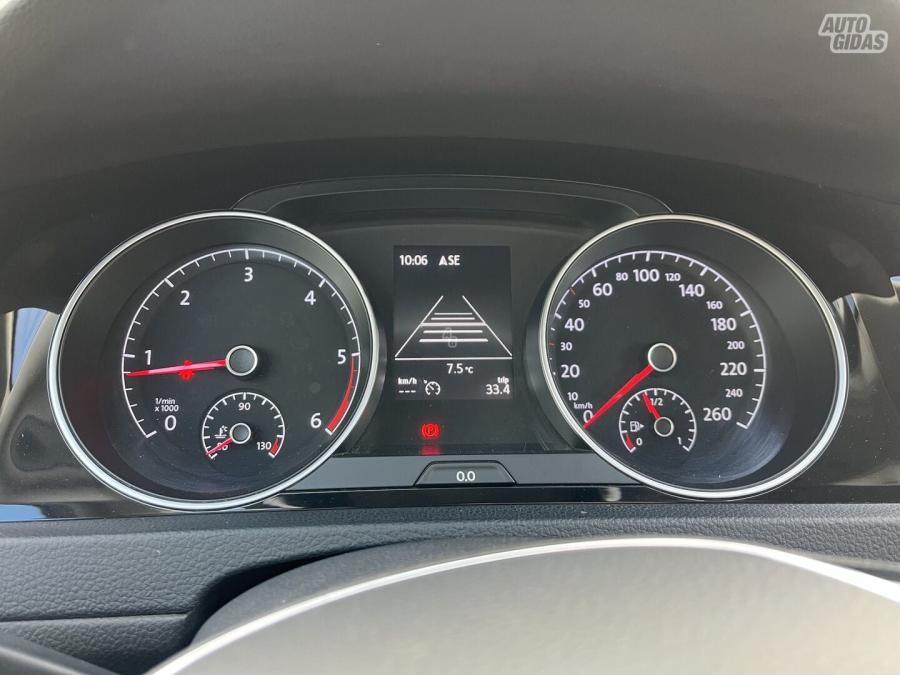 Balts Volkswagen Golf 2016 Kauņa, ar dzinēja tilpumu 2.00 L un nobraukumu 277 tūkst. km par 7999 €, foto 28 vietnē AUTOMOTO.COM.LV