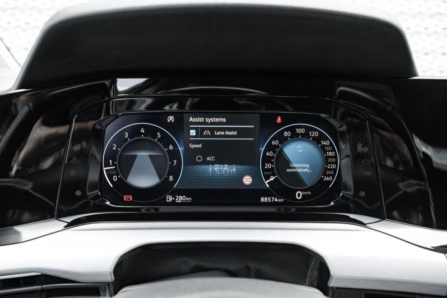 Balts Volkswagen Golf 2021 Mārupe, ar dzinēja tilpumu 1.50 L un nobraukumu 88 tūkst. km par 16150 €, foto 12 vietnē AUTOMOTO.COM.LV