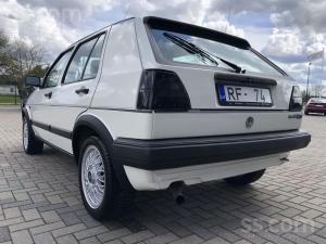 Белый Фольксваген Гольф 1988 в Рига, объемом двигателя 1.60 л и пробегом 264 тыс. км за 4990 €, фото 6 на AUTOMOTO.COM.LV