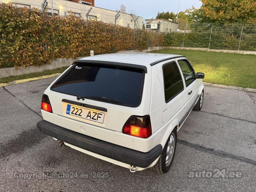 White Volkswagen Golf 1989 in Tallinn, with an engine capacity of 1.80 L and mileage of 0 thousand km for 9999 €, photo 4 on AUTOMOTO.COM.LV
