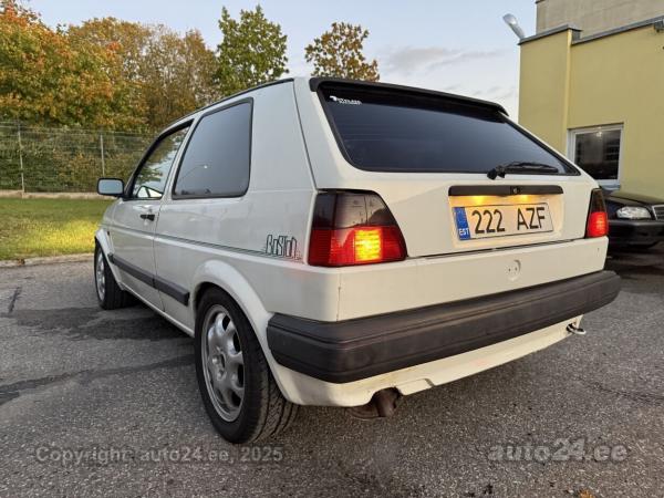 White Volkswagen Golf 1989 in Tallinn, with an engine capacity of 1.80 L and mileage of 0 thousand km for 9999 €, photo 5 on AUTOMOTO.COM.LV