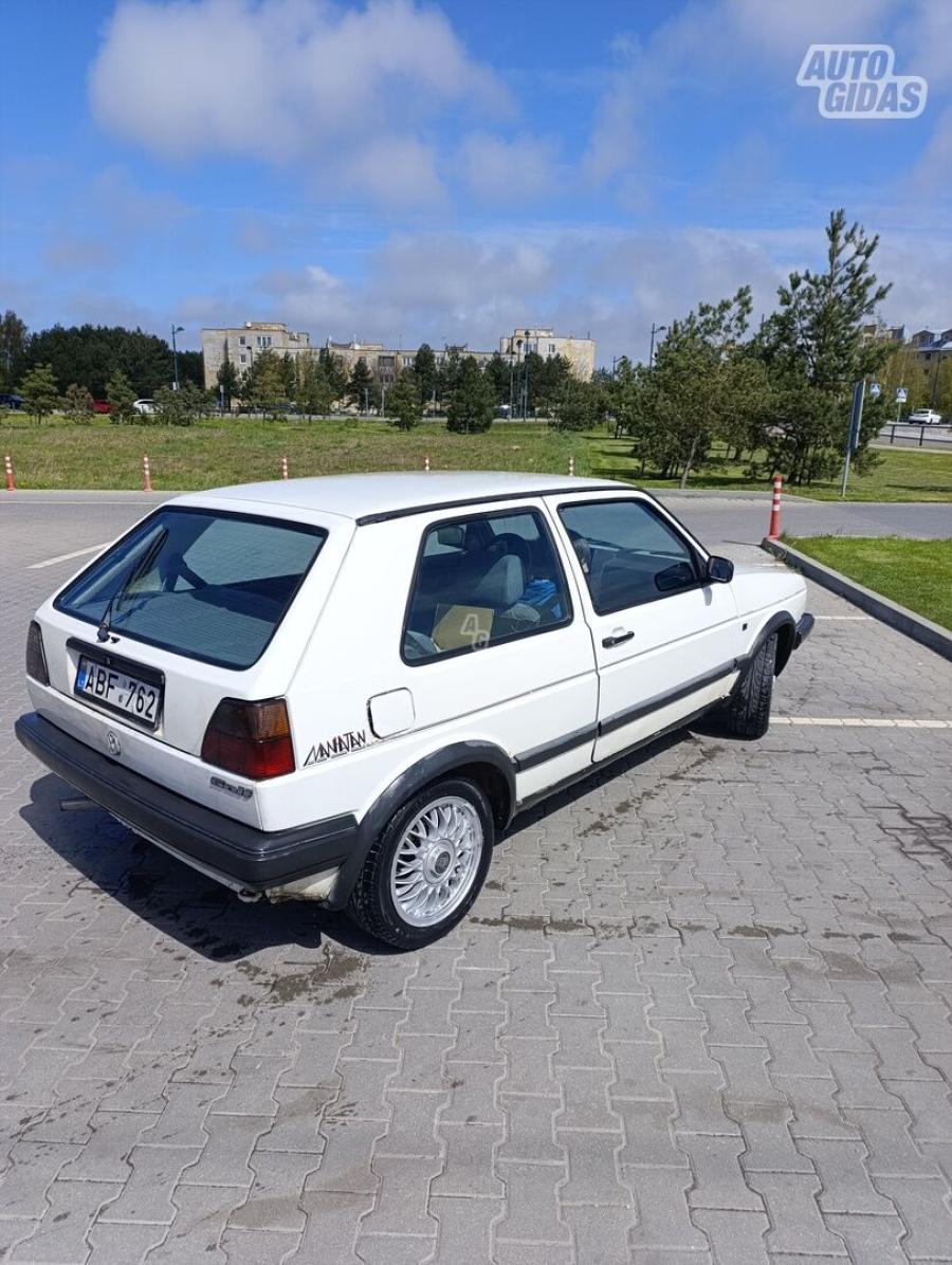 White Volkswagen Golf 1989 in Kretinga, with an engine capacity of 1.30 L and mileage of 250 thousand km for 980 €, photo 1 on AUTOMOTO.COM.LV