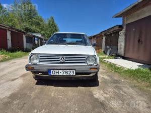 Balts Volkswagen Golf 1992 Jūrmala, ar dzinēja tilpumu 1.30 L un nobraukumu 220 tūkst. km par 1900 €, foto  vietnē AUTOMOTO.COM.LV