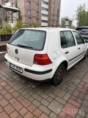 White Volkswagen Golf 1998 in Riga, with an engine capacity of 1.40 L and mileage of 0 thousand km for 390 €, photo  on AUTOMOTO.COM.LV