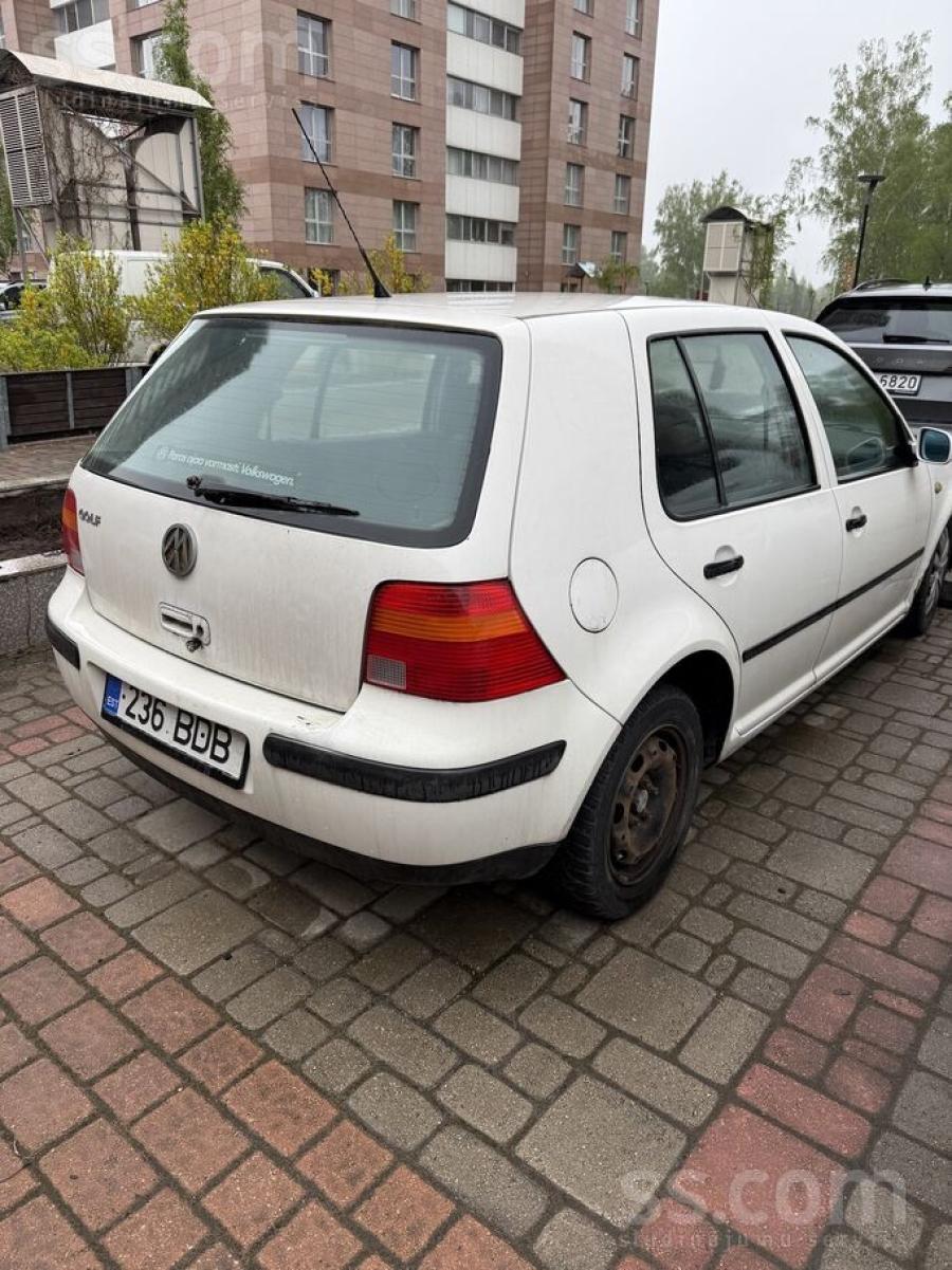 White Volkswagen Golf 1998 in Riga, with an engine capacity of 1.40 L and mileage of 0 thousand km for 390 €, photo 1 on AUTOMOTO.COM.LV