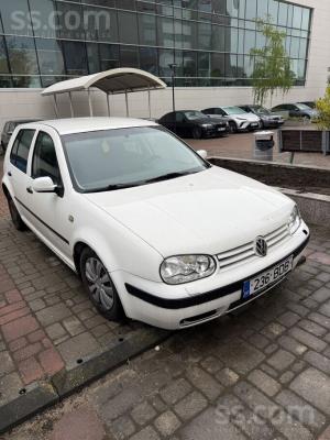 White Volkswagen Golf 1998 in Riga, with an engine capacity of 1.40 L and mileage of 0 thousand km for 390 €, photo 3 on AUTOMOTO.COM.LV