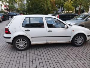 Белый Фольксваген Гольф 1998 в Рига, объемом двигателя 1.90 л и пробегом 320 тыс. км за 200 €, фото 4 на AUTOMOTO.COM.LV