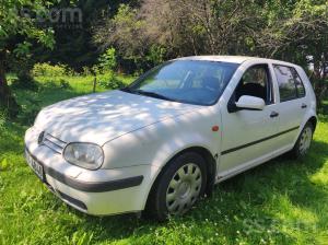 Balts Volkswagen Golf 1998 Ogre, ar dzinēja tilpumu 1.60 L un nobraukumu 312 tūkst. km par 480 €, foto  vietnē AUTOMOTO.COM.LV