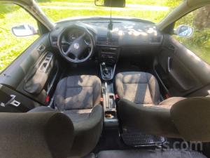 Balts Volkswagen Golf 1998 Ogre, ar dzinēja tilpumu 1.60 L un nobraukumu 312 tūkst. km par 480 €, foto 3 vietnē AUTOMOTO.COM.LV