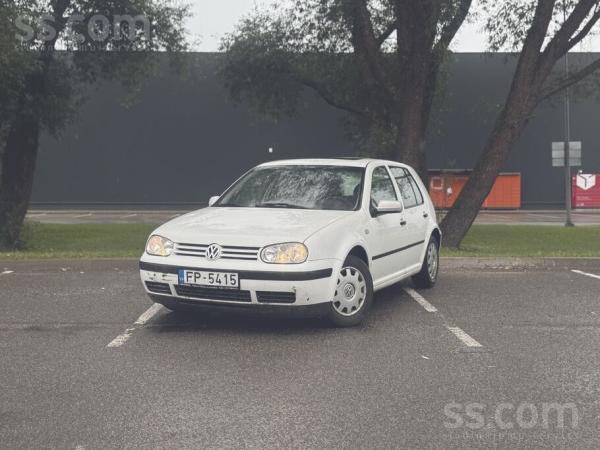 Balts Volkswagen Golf 1998 Rīga, ar dzinēja tilpumu 1.60 L un nobraukumu 240 tūkst. km par 780 €, foto 1 vietnē AUTOMOTO.COM.LV