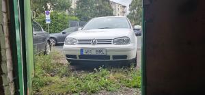 Balts Volkswagen Golf 1999 Tallina, ar dzinēja tilpumu 1.60 L un nobraukumu 204 tūkst. km par 1400 €, foto 9 vietnē AUTOMOTO.COM.LV