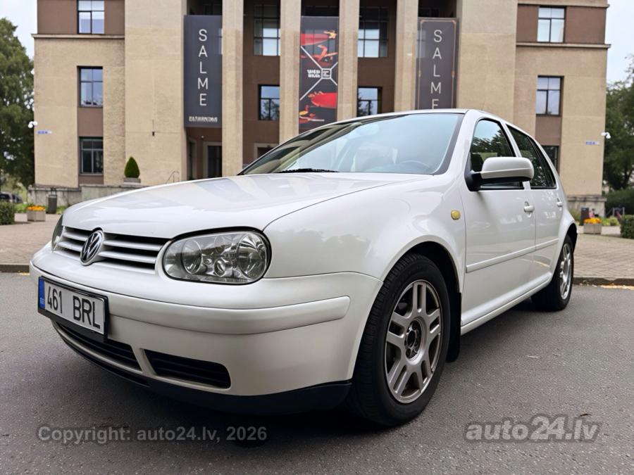 White Volkswagen Golf 1999 in Tallinn, with an engine capacity of 1.60 L and mileage of 200 thousand km for 1899 €, photo 1 on AUTOMOTO.COM.LV