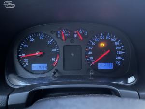 Белый Фольксваген Гольф 2000 в Паневежис, объемом двигателя 1.80 л и пробегом 221 тыс. км за 550 €, фото 10 на AUTOMOTO.COM.LV